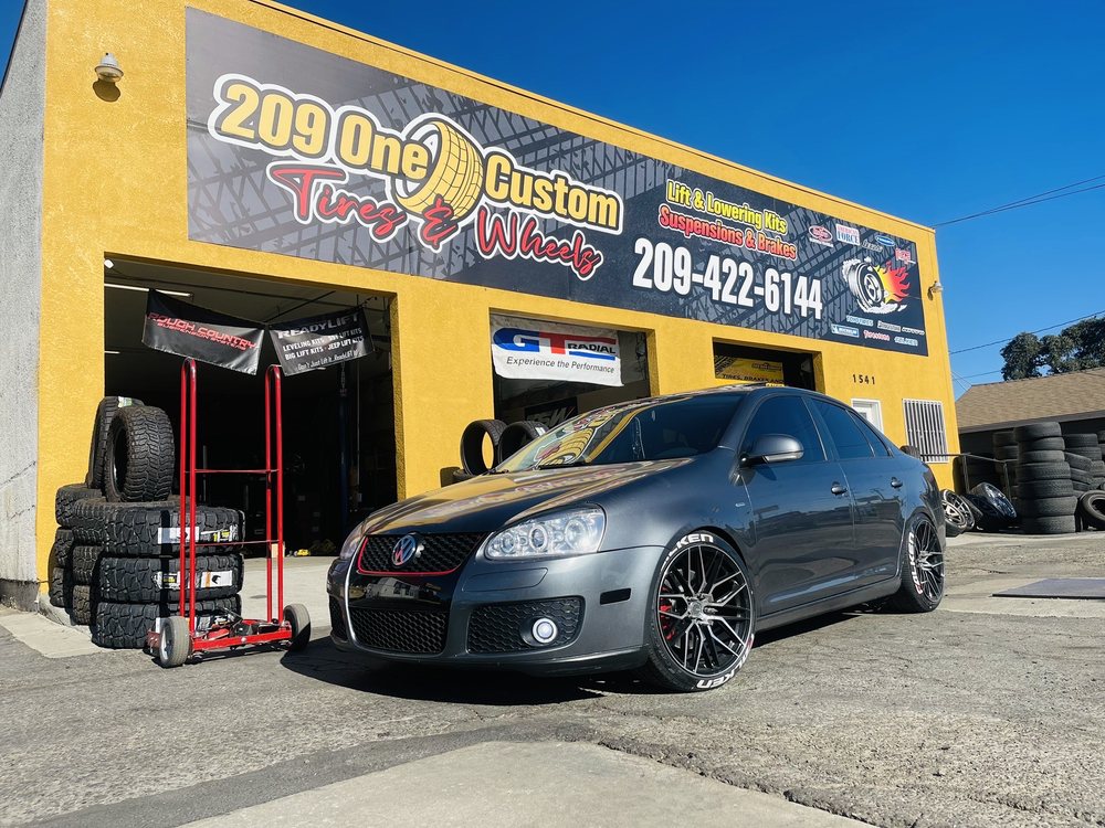 Photo of 209 One Custom Tires and Wheels | Roadtrippers