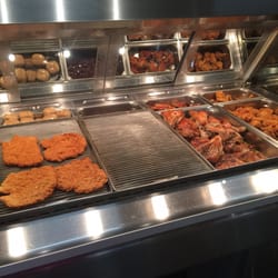 Hy-Vee Market Cafe - 10 Photos - American (Traditional) - 923 N 1st St ...