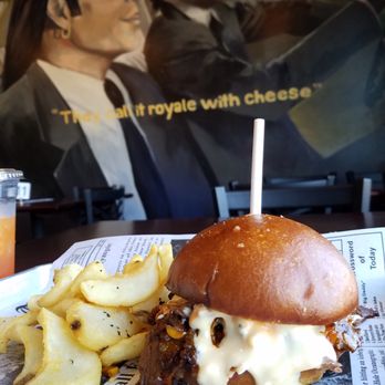 Royale with Cheese - 593 Photos & 446 Reviews - Burgers - 4163 Cass Ave ...