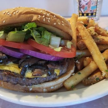 Mike’s at the Crossroads - 134 Photos & 281 Reviews - American ...