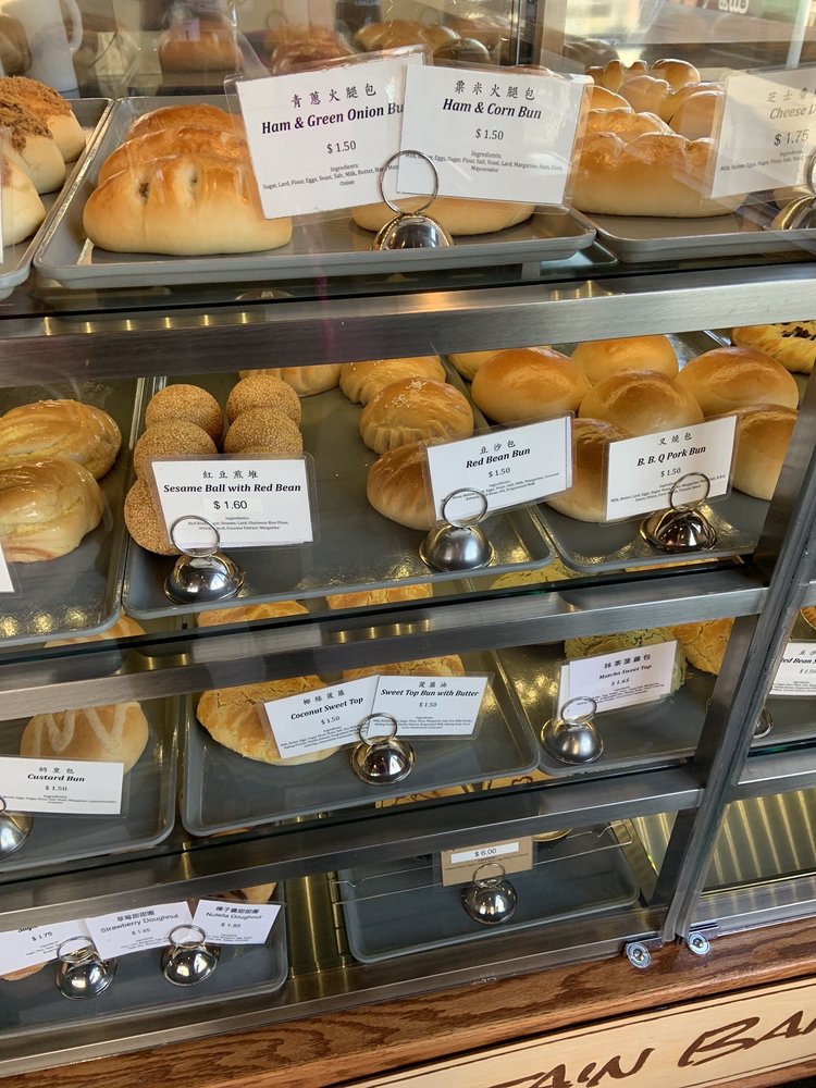 Captain Bakery, Chicago | Roadtrippers