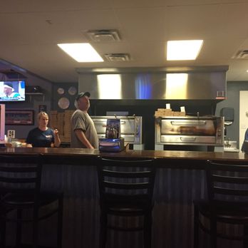 Southern’s Pizza & Sports Pub - 28 Photos & 61 Reviews - Pizza - 1913 S ...