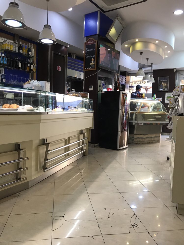 Binario Zero Caffè - Cafes - Via Marsala 56, Termini, Rome, Roma, Italy - Restaurant Reviews ...