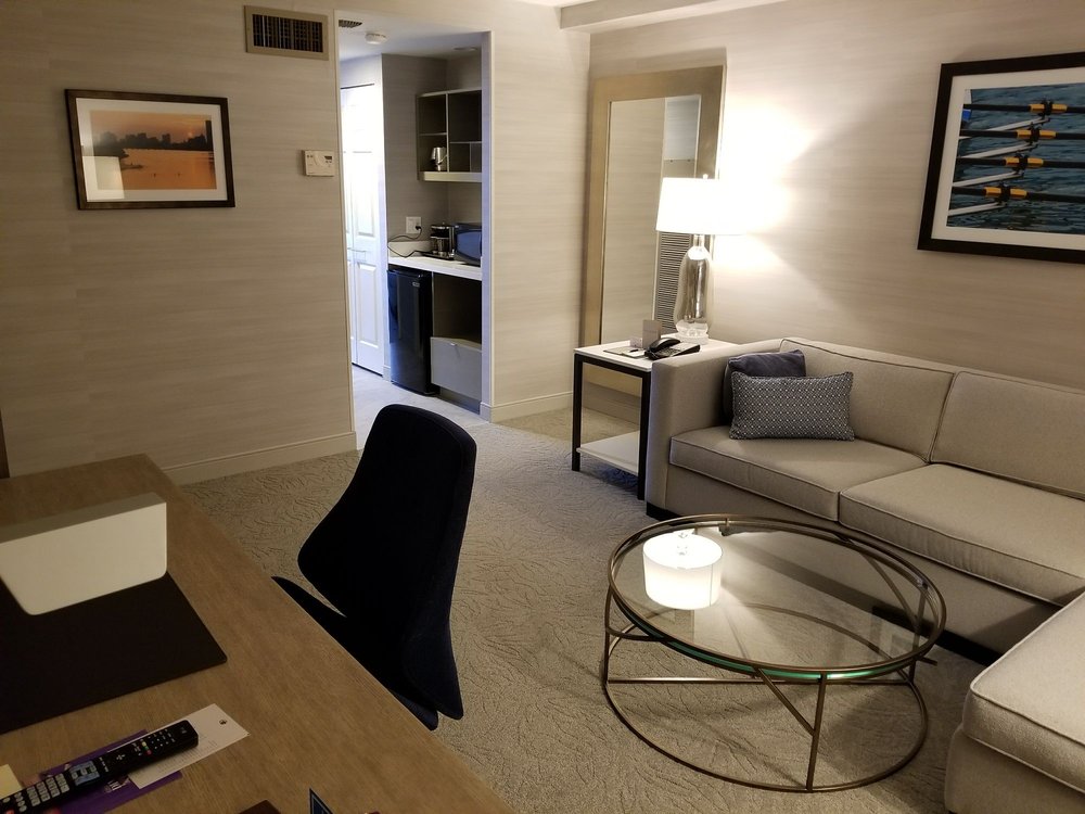 DoubleTree Suites by Hilton Hotel Boston - Cambridge - 110 Photos & 121 ...