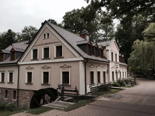 Gut Klostermühle - International - Mühlenstr. 11, Briesen (Mark ...