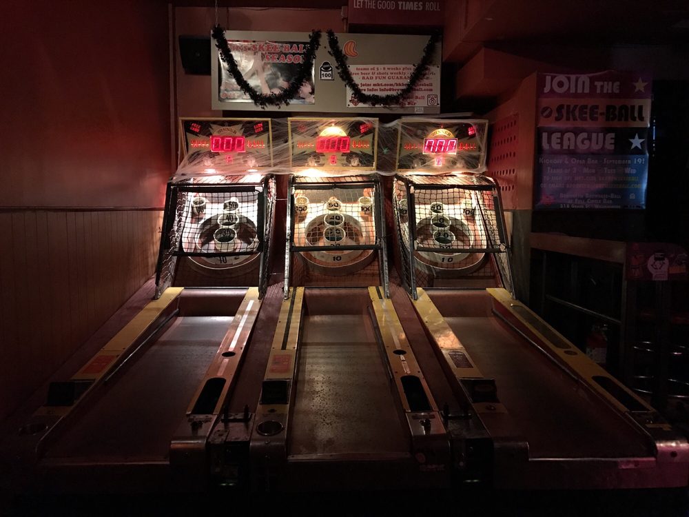 Full Circle Bar - 98 Photos & 146 Reviews - Bars - 318 Grand St ...