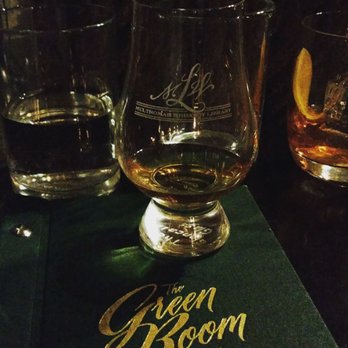 Multnomah Whiskey Library - 617 Photos & 491 Reviews - Lounges - 1124 ...