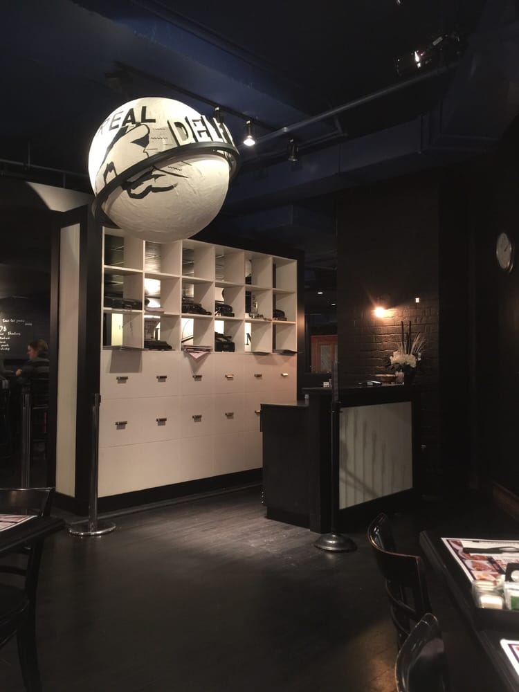 Deli Planet - 24 Photos & 18 Reviews - Delis - 895 Rue de la ...