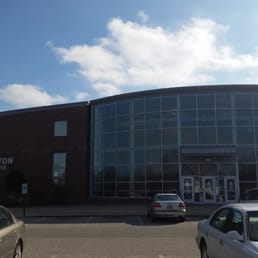 West Hampton Community Center - Recreation Centers - 1638 Briarfield Rd ...