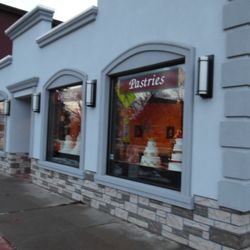 Cerrato’s Pastry Shop - 27 Photos & 36 Reviews - Bakeries - 255 Elm St ...