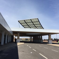 Rochester International Airport - RST - 27 Photos & 29 Reviews ...