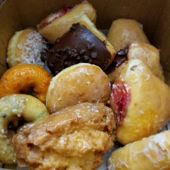 Ray’s Donuts - 46 Photos & 57 Reviews - Donuts - 257 Scenic Hwy ...