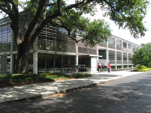 Tulane University - 46 Photos & 19 Reviews - Colleges & Universities ...