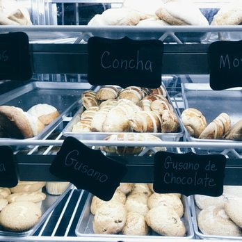Universal Bakery - 30 Photos & 22 Reviews - Bakeries - 2803 Geneva Ave ...