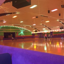 Riverside Arena - 17 Photos & 24 Reviews - Skating Rinks - 36635 ...