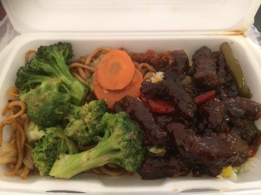 Safeway - 17 Photos & 16 Reviews - Grocery - 220 - 800 Carnarvon Street ...