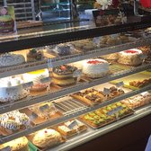 Liliha Bakery - 3037 Photos & 1731 Reviews - Bakeries - Kalihi ...