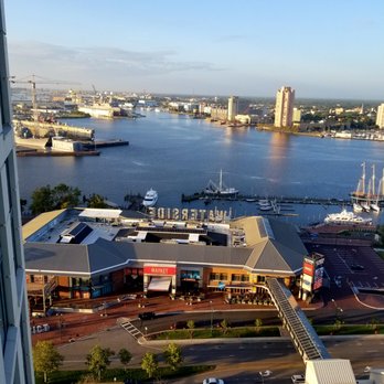 Norfolk Waterside Marriott - 211 Photos & 128 Reviews - Hotels - 235 E ...