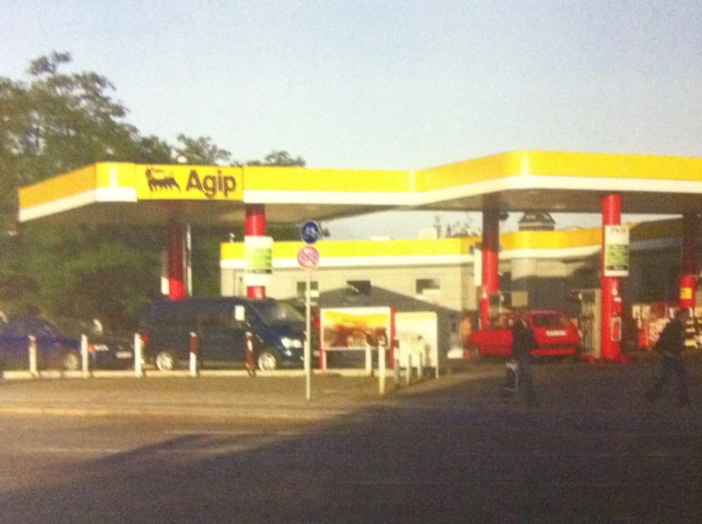 Agip - Gas Stations - Westhafenstr. 1, Tiergarten, Berlin, Germany ...