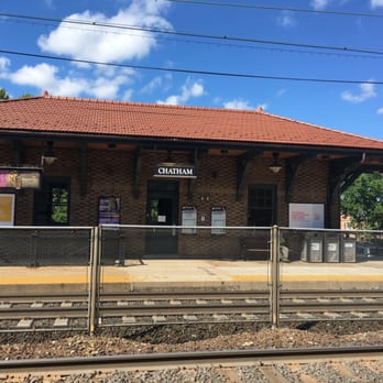 Chatham Train Station - Train Stations - Main St, Chatham, NJ, United ...