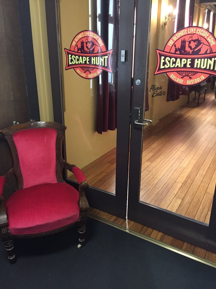The Escape Hunt Experience & Lounge - 21 Photos - Escape Games - Twin ...