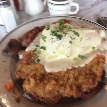 Dilly Diner - 246 Photos & 173 Reviews - Breakfast & Brunch - 402 E 2nd ...