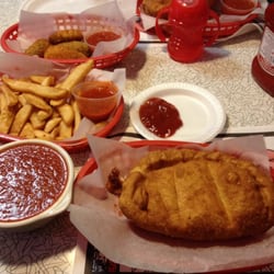 Julio’s Famous Pizzeria - 16 Photos & 46 Reviews - Pizza - Queen Anne ...