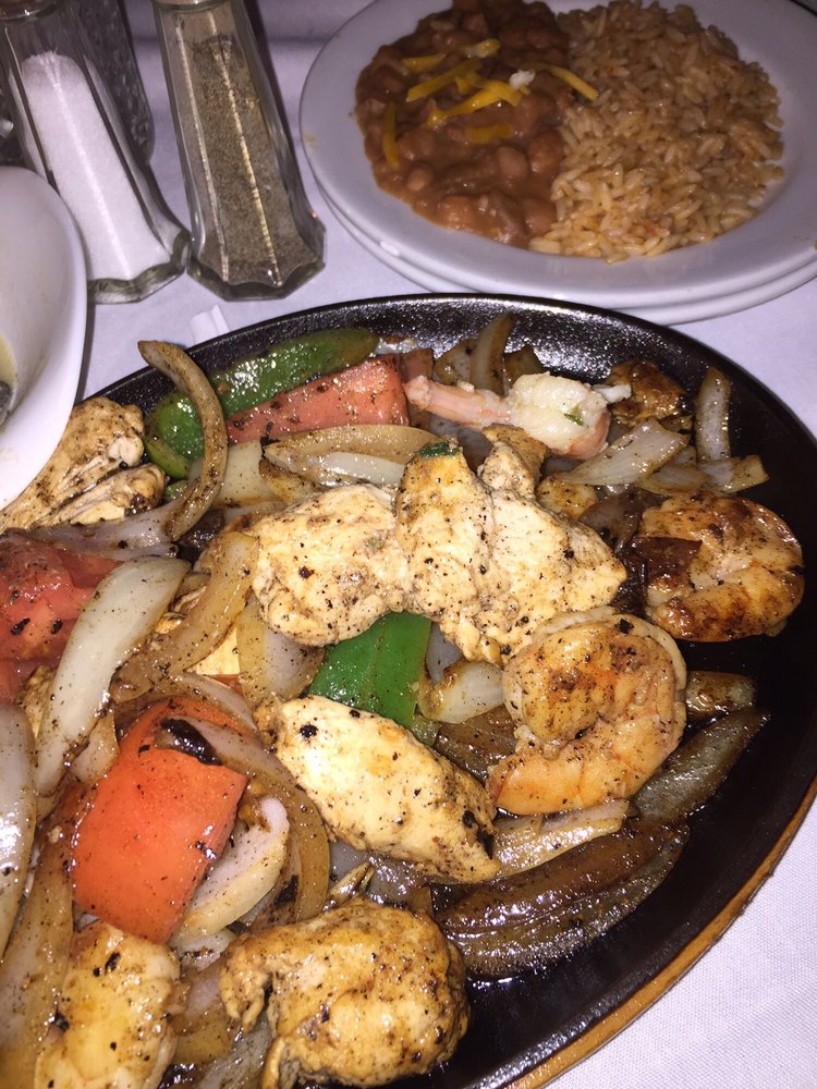 El Serrano - 108 Photos & 202 Reviews - Latin American - 2151 Columbia ...