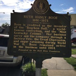 Rebecca-Ruth Candy - 82 Photos & 28 Reviews - Tours - 112 E 2nd St ...