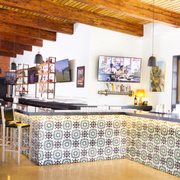 Down on Grayson - 439 Photos & 270 Reviews - American (New) - 303 E ...