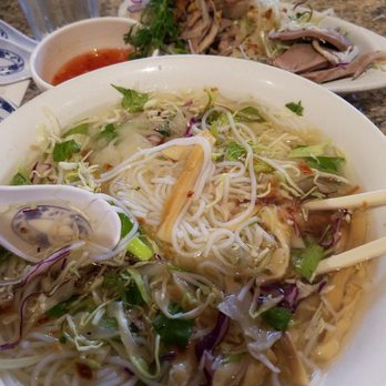 Pho Oregon Restaurant - 335 Photos & 428 Reviews - Vietnamese - 2518 NE ...