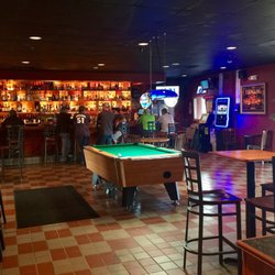 Crossroads Bar & Grille - 2019 All You Need to Know BEFORE You Go (with ...