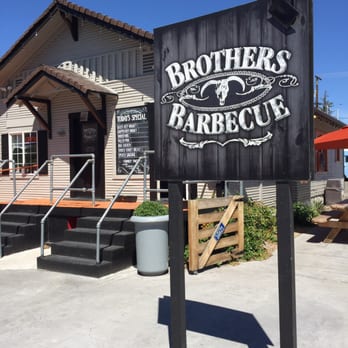 Brothers Barbecue - 232 Photos & 221 Reviews - Barbeque - 463 Roberts ...
