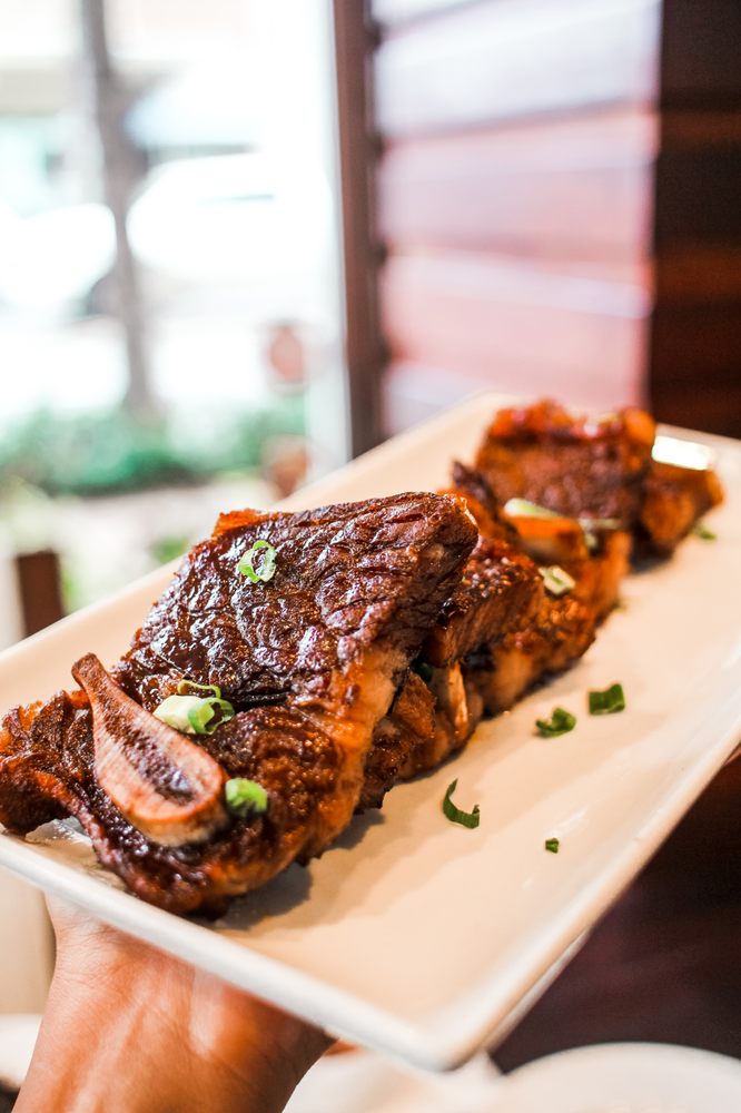 Kalo Hawaiian Food by Chai Dress Code