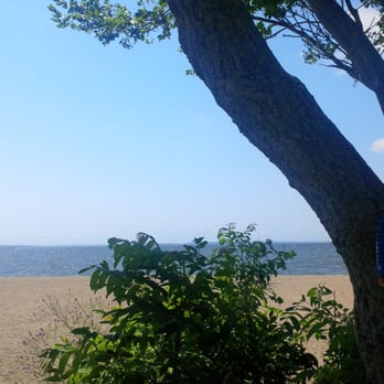 Oakland Beach - 61 Photos & 37 Reviews - Parks - Oakland Beach Ave ...