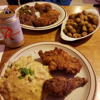 Fat’s Fried Chicken & Waffles - Order Food Online - 366 Photos & 339 ...