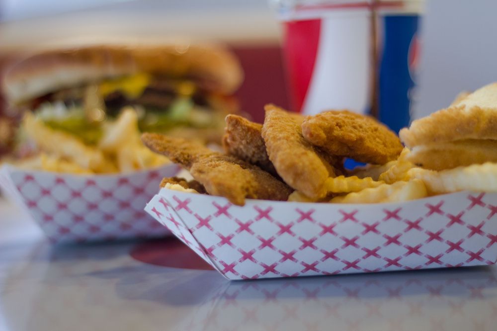 Cougar Country Drive In - 47 Photos & 168 Reviews - Burgers - 760 N ...