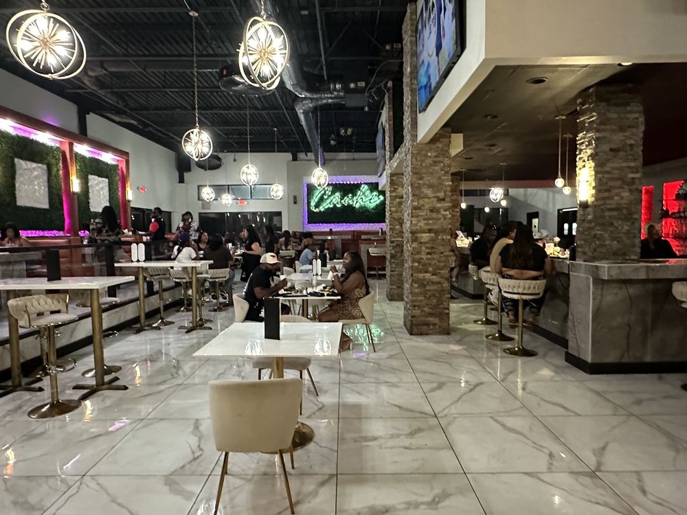 Cache 42 Kitchen & Cocktails, Memphis | Roadtrippers