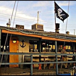 The Chowder Barge - 378 Photos & 250 Reviews - Seafood - 611 N Henry ...