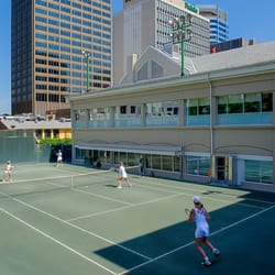 Badminton & Racquet Club - Amateur Sports Teams - 25 St.Clair Avenue W ...