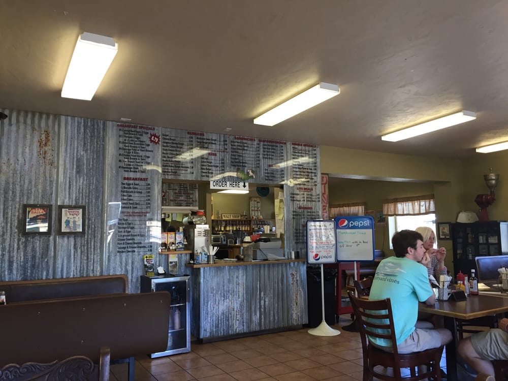 Beetle Bailey Burgers - 10 Reviews - Burgers - 403 1st St, Culver, OR ...