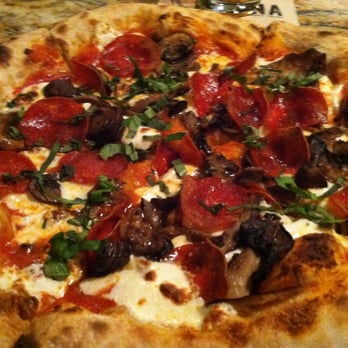 Farina Neighborhood Italian - 126 Photos & 80 Reviews - Pizza - 8450 ...