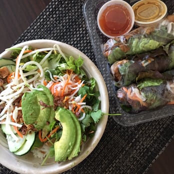 Freshroll Vietnamese Rolls and Bowls - 49 Photos & 76 Reviews ...