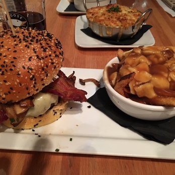 Burger Bar Crescent - 334 Photos & 288 Reviews - Burgers - 1465 Rue ...