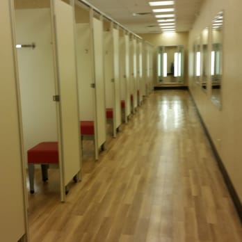 TJ Maxx - 18 Photos & 38 Reviews - Department Stores - 1230 Fitzgerald ...