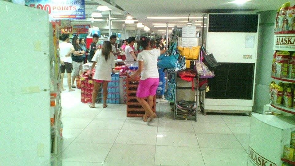 Super 8 Grocery Warehouse - Grocery - Makati Cinema Square, Chino Roces ...