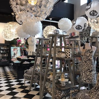 Pinkitzel - 210 Photos & 95 Reviews - Cupcakes - 150 N Ek Gaylord Blvd ...