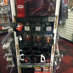 GameStop - 24 Photos & 26 Reviews - Electronics - 4211 Waialae Ave ...