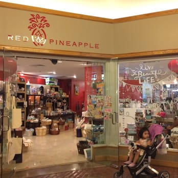 Red Pineapple - 146 Photos & 91 Reviews - Accessories - 1200 Ala Moana ...