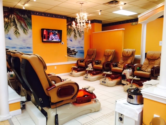 Crystal Nails & Spa - 28 Photos & 26 Reviews - Nail Salons - 136 Berlin ...